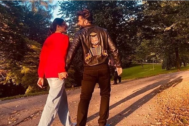 Rakul Preet Singh, Jackky Bhagnani make their relationship official on ...