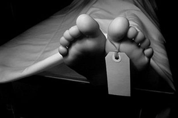 Man set to walk out on bail dies