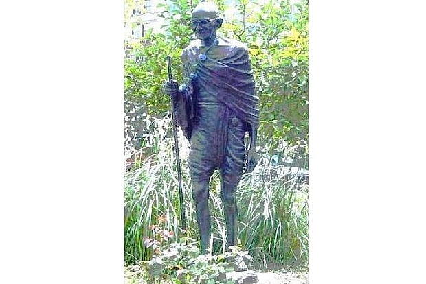 Life-sized Mahatma Gandhi statue vandalised in New York