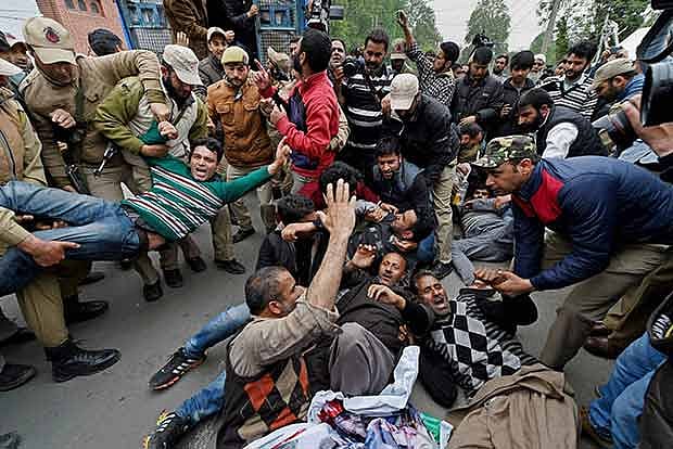 Army bunker removed after 22 years following protest