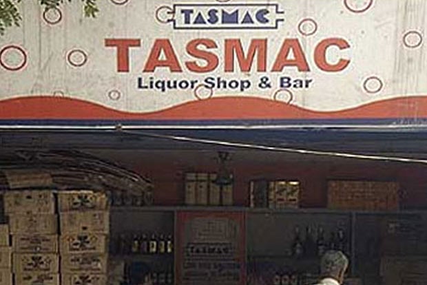Open de-addiction centres and close shops: Tipplers Association