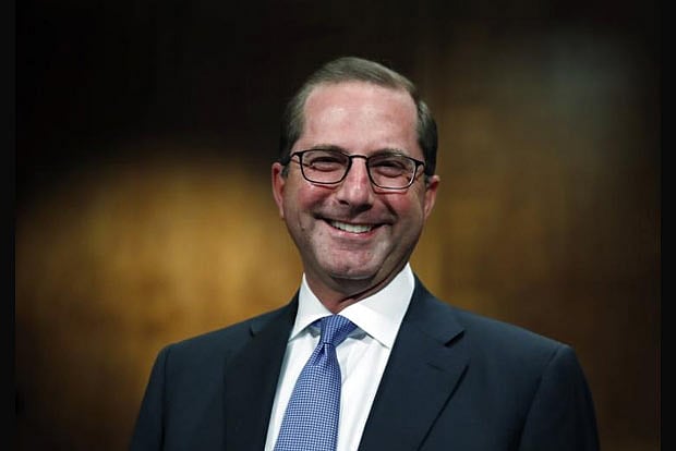 Alex Azar sworn in as new US health secretary
