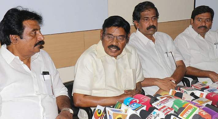 SRM founder announces 300 free seats for students from economically ...