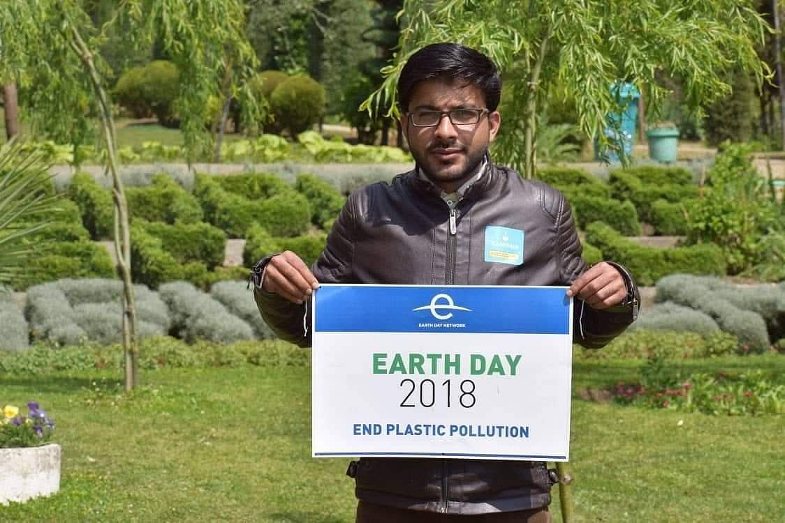 This environmentalist from Jammu and Kashmir has been gathering young ...