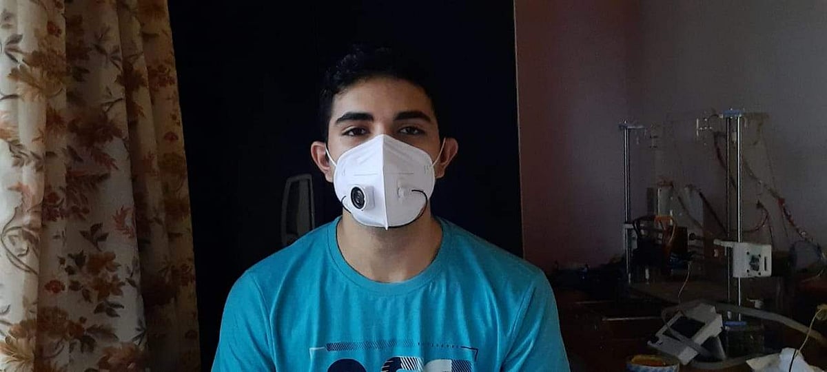 mic with mask, COVID, doctors