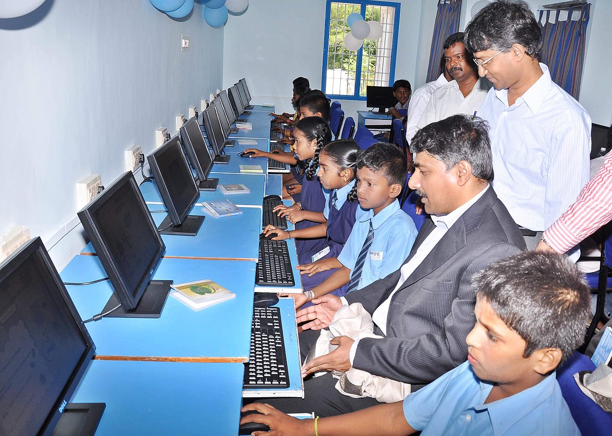 Coimbatore's 164 gov't schools to get English language labs