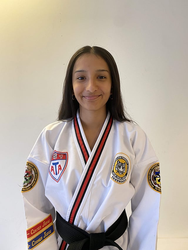 How Rayna Singh is empowering young girls from a Delhi slum through ...