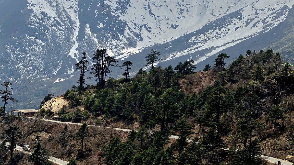 Lachen and lachung Sikkim: লাচুংয়ে বেড়াতে যাওয়ার পারমিট-প্যাকেজ ...