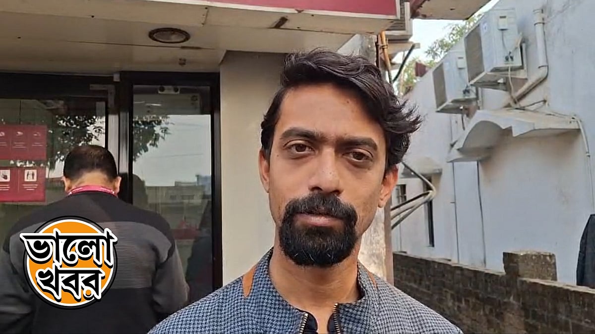 ATM মেশিনে ত্রুটি, পিন দিতেই বেরিয়ে এল ২০ হাজার টাকা, যুবকের বুদ্ধিতে ...