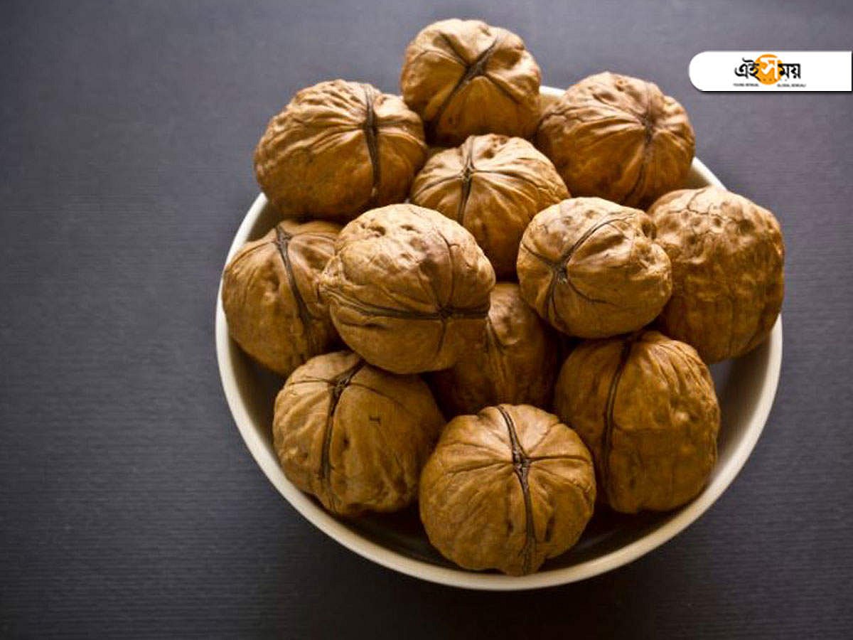 যে ১০ কারণে রোজ খাবেন একমুঠো আখরোট! - 10 Amazing Health Benefits You ...