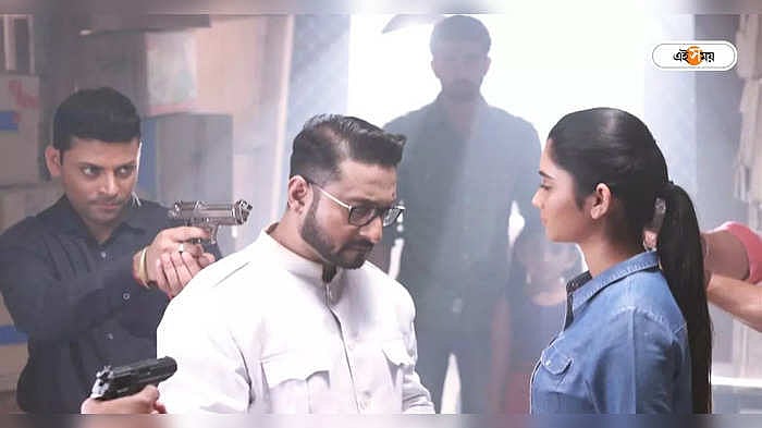 Jagadhatri Preview : মেনন-দিব্যাকে শায়েস্তা, টিটুর পর মন্ত্রীকে জেলের ...