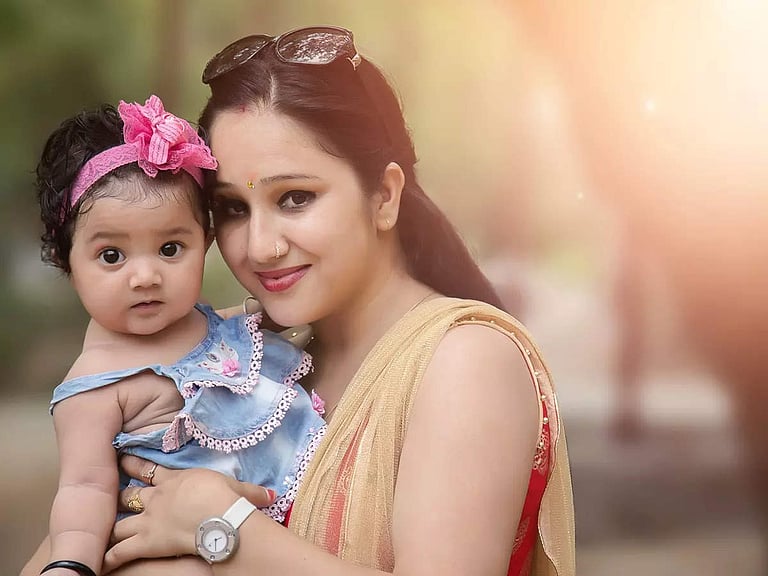 Bengali Baby Names: ছোট্ট সোনার জন্যে আধুনিক নাম খুঁজছেন? শিব-পার্বতীর ...
