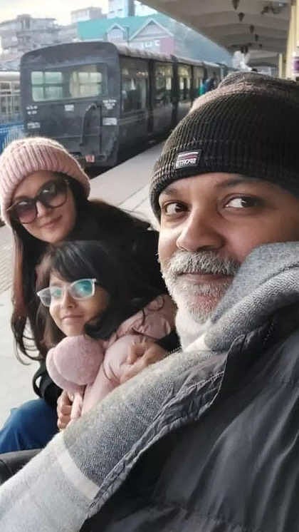 সৃজিত-মিথিলার মেয়েকে চেনেন? - rafiath rashid mithila daughter picture ...