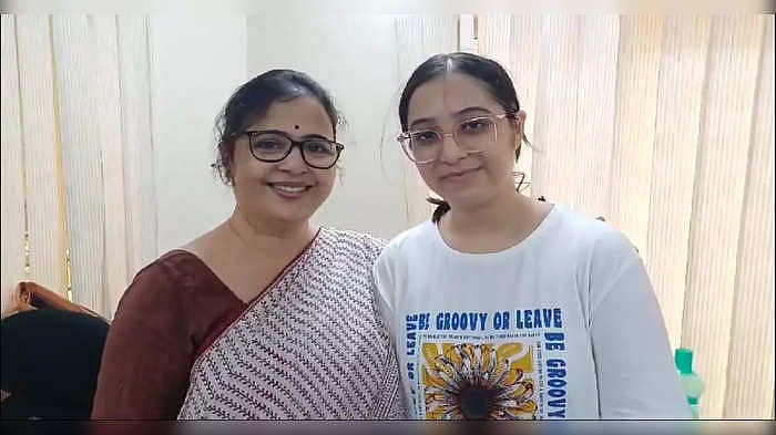 ISC Topper 2024 | ISC Result 2024 Check West Bengal First Girl Ritisha ...