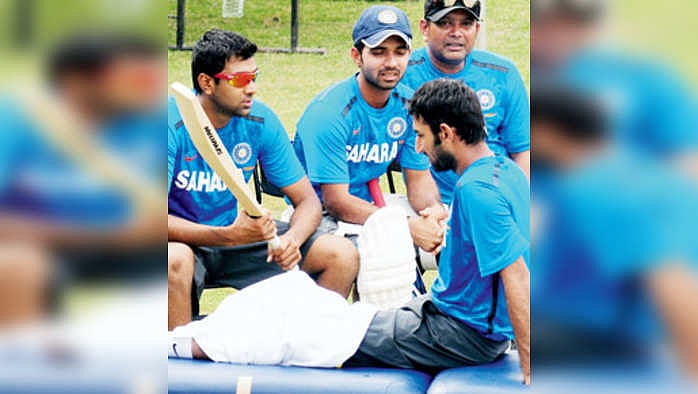 প্র্যাক্টিসে হাঁটুতে চোট পূজারার - Pujara injury gives India a scare ...