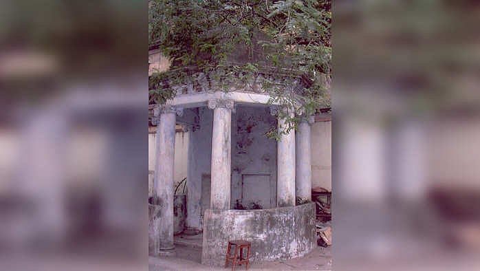 ওয়ার্ল্ড হেরিটেজ উইক - THE LONE SURVIVING TOMB - eisamay
