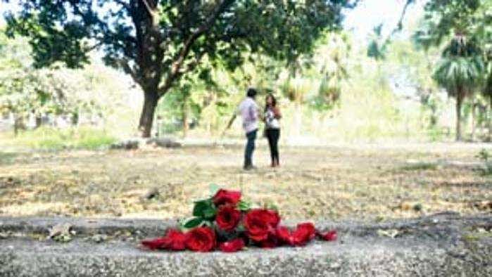 বুক জ্বালা - article of Abhijit Choudhury - eisamay