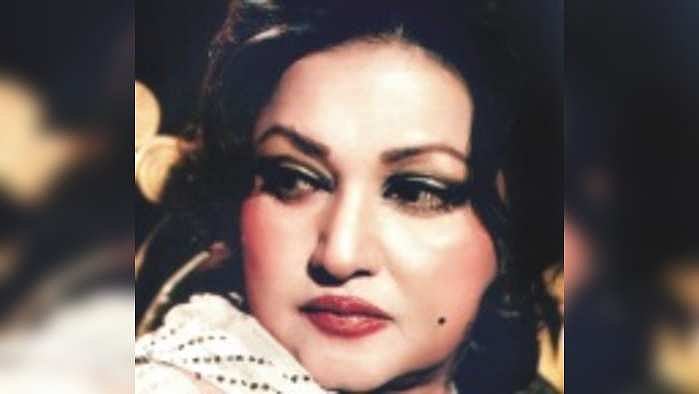 পাক গানে সাত সুর - article on 7 Pak singers - eisamay