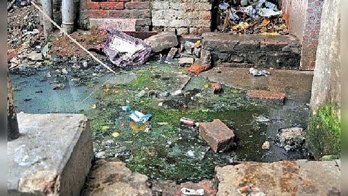 Poor Condition Of Rented Property,কলেজ স্ট্রিটে বাড়িওয়ালা-ভাড়াটে ...