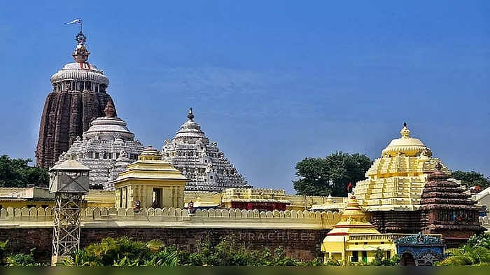 Puri Jagannath Temple: জগন্নাথ মন্দিরের সামনে অরুণ স্তম্ভে ফাটল? অশুভ ...