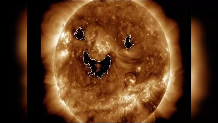 Smiling Sun Image: মহাকাশে খিলখিল করে হাসছে সূর্য! ভাইরাল ছবি কতটা ...