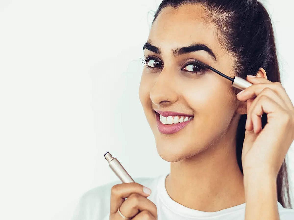 5 Step Summer Makeup Tips for Beginners - Summer Makeup: গরমে ঘেমে ...