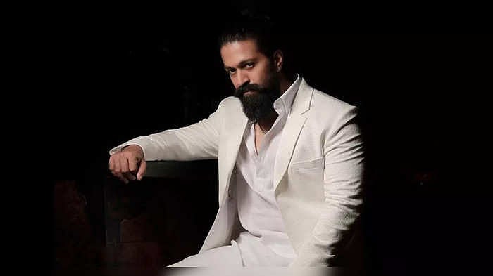 KGF Chapter 3 : চ্যাপ্টার টু-এর বর্ষপূর্তিতেই নয়া ইঙ্গিত, কবে আসছে ...