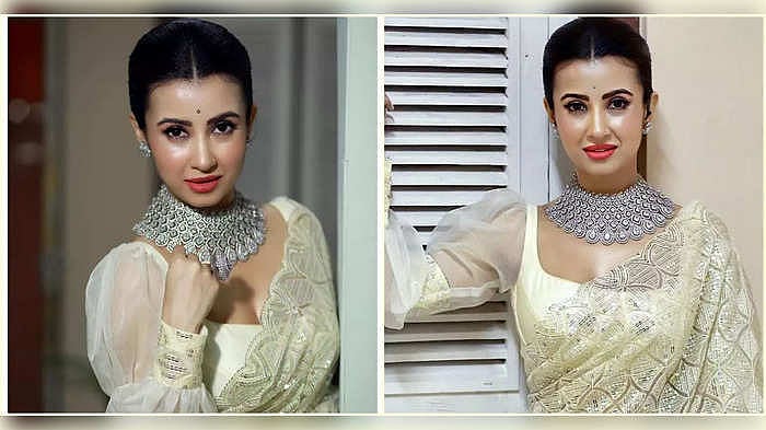 Monami Ghosh Top Look: পাতলা শাড়ি ও লো-কাট ব্লাউজে নয়া অবতার মনামীর ...