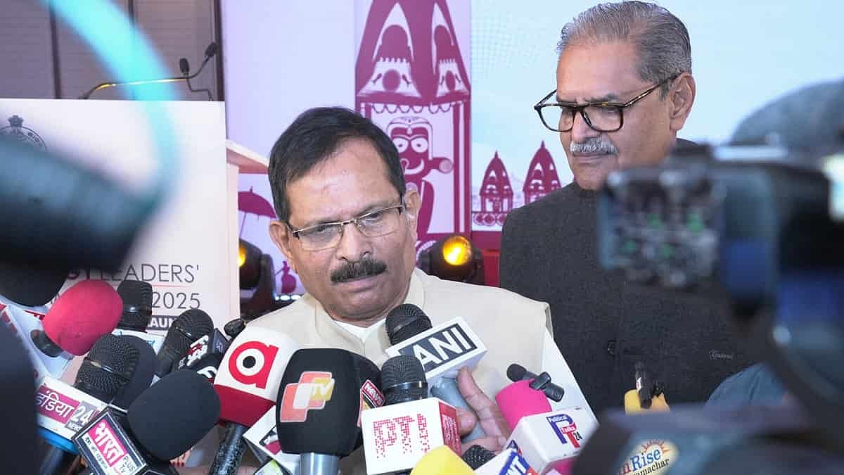 Shripad Naik launches logo and website of Global Energy Leaders’ Summit ...