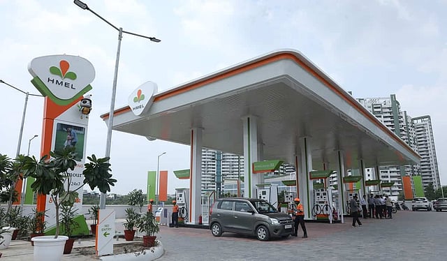 HMEL enters Indian fuel retail market with AI-enabled energy stations