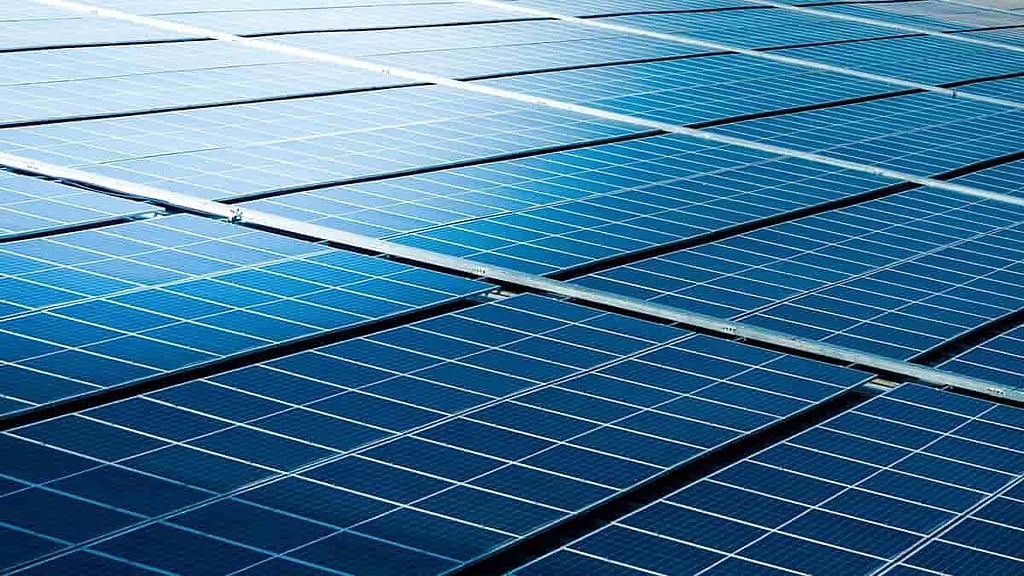 Premier Energies bags Rs 2,300-crore solar orders in Q3; Waaree secures ...