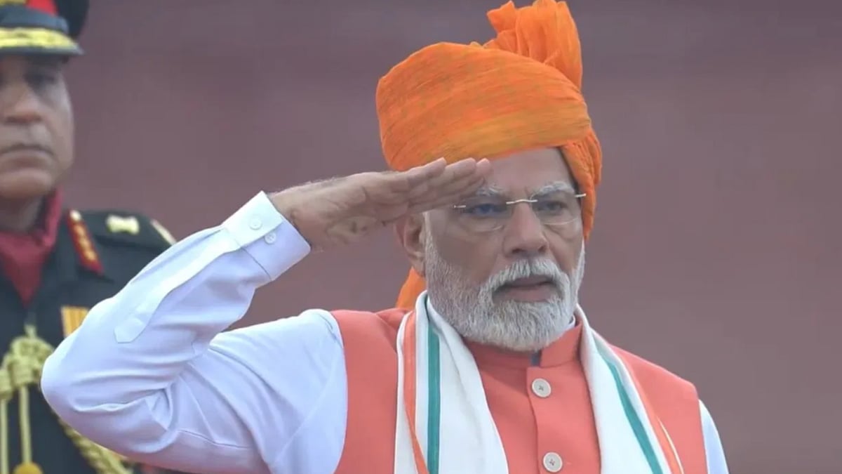 Independence Day 2025: Flag Hoisting by Modi at Red Fort