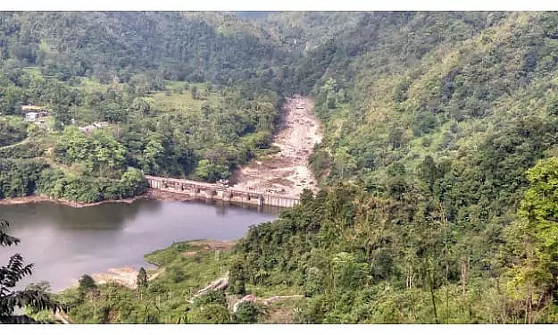 Release of excess water by NEEPCO from Ranganadi dam continues