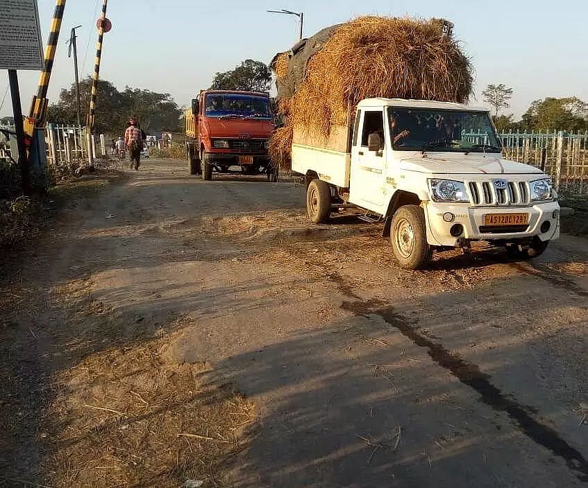 Sootea railway crossing in deplorable condition in Jamugurihat