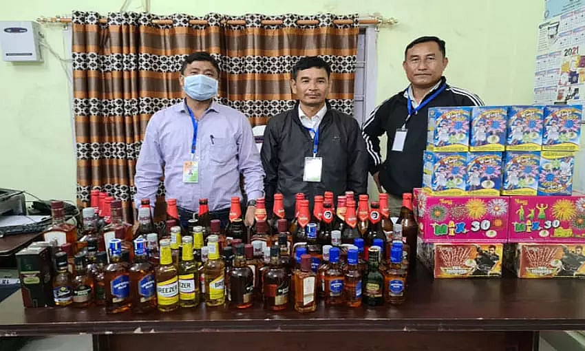 41 litres of Indian Made Foreign Liquor (IMFL) seized in Chirang