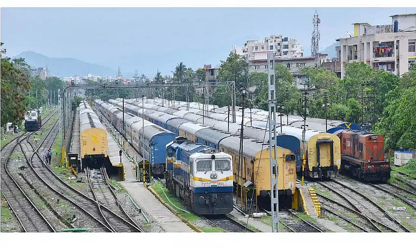 Northeast Frontier Railway to place 150 isolation coaches across seven ...