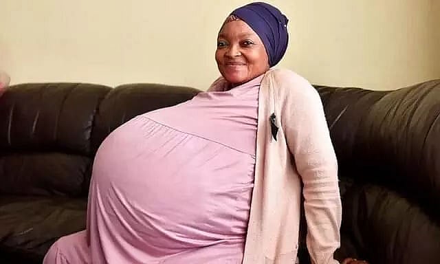 South African Woman Breaks Guinness World Record, Gives Birth to 10 Babies