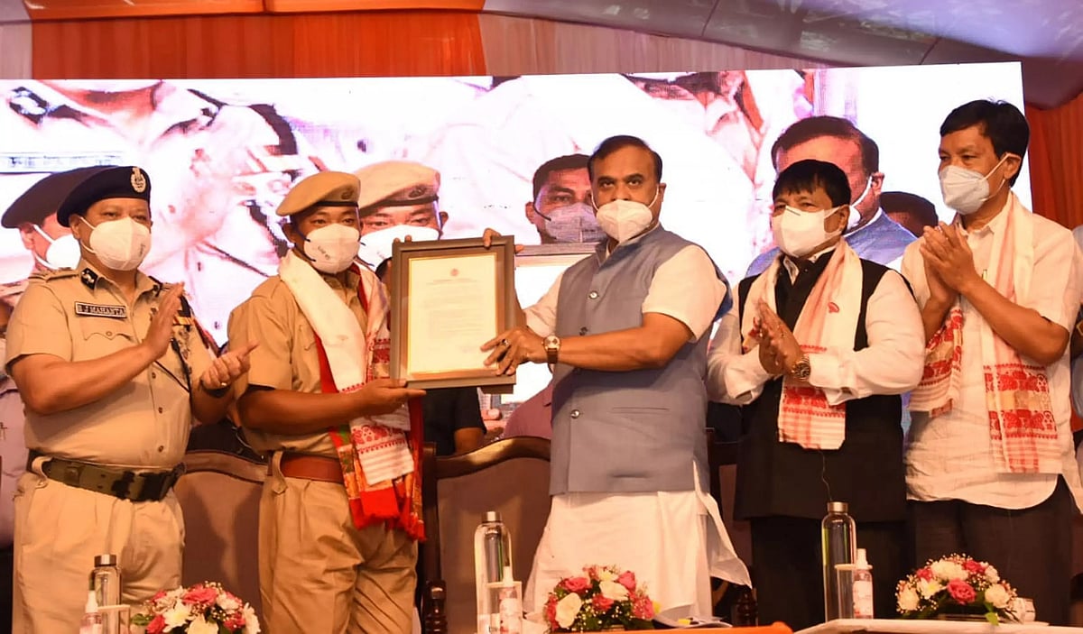 Stay away from temptation: Chief Minister Himanta Biswa Sarma to police ...