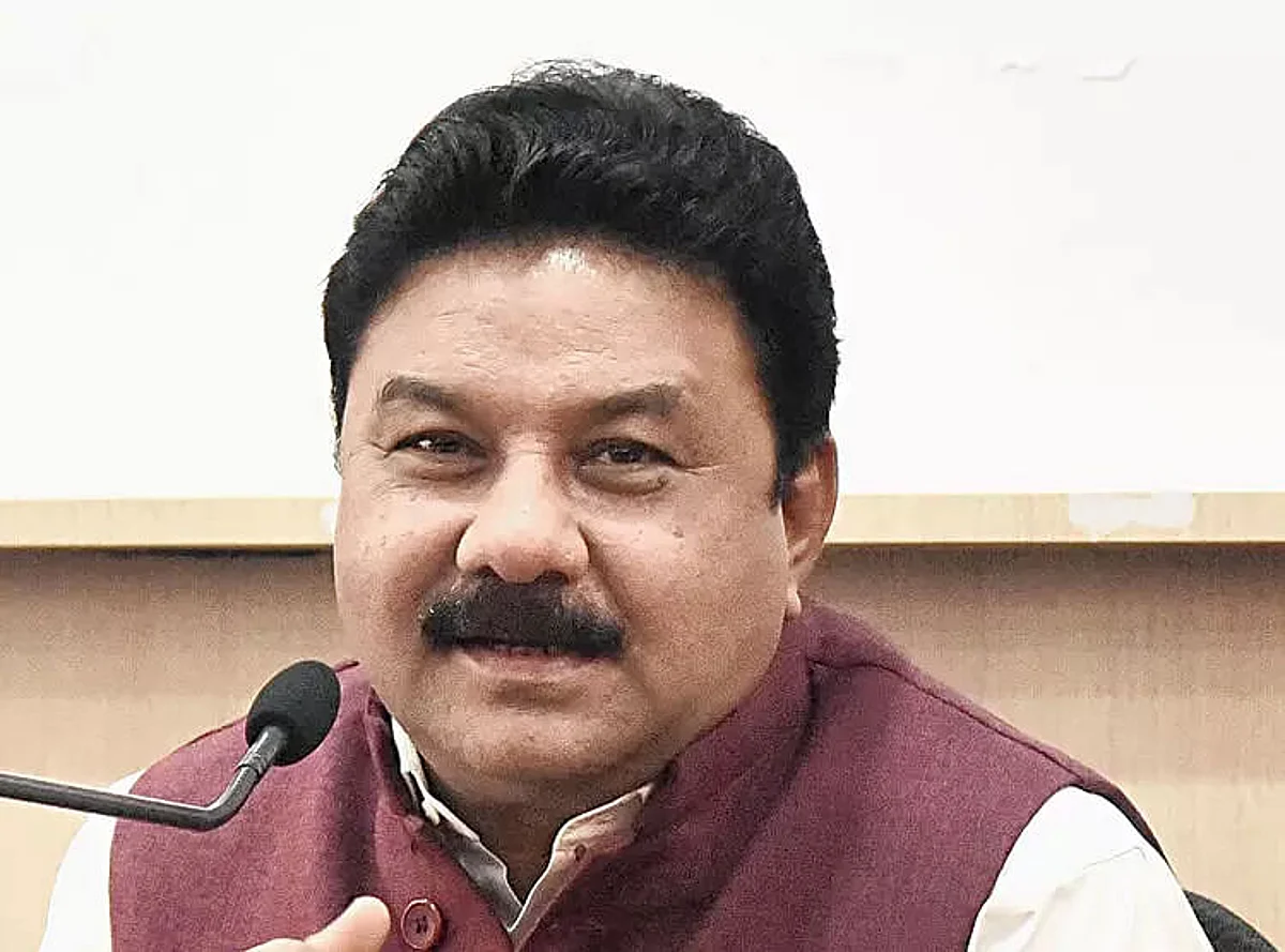 Phe Minister Ranjeet Kumar Dass Takes Stock Of Jjm Projects