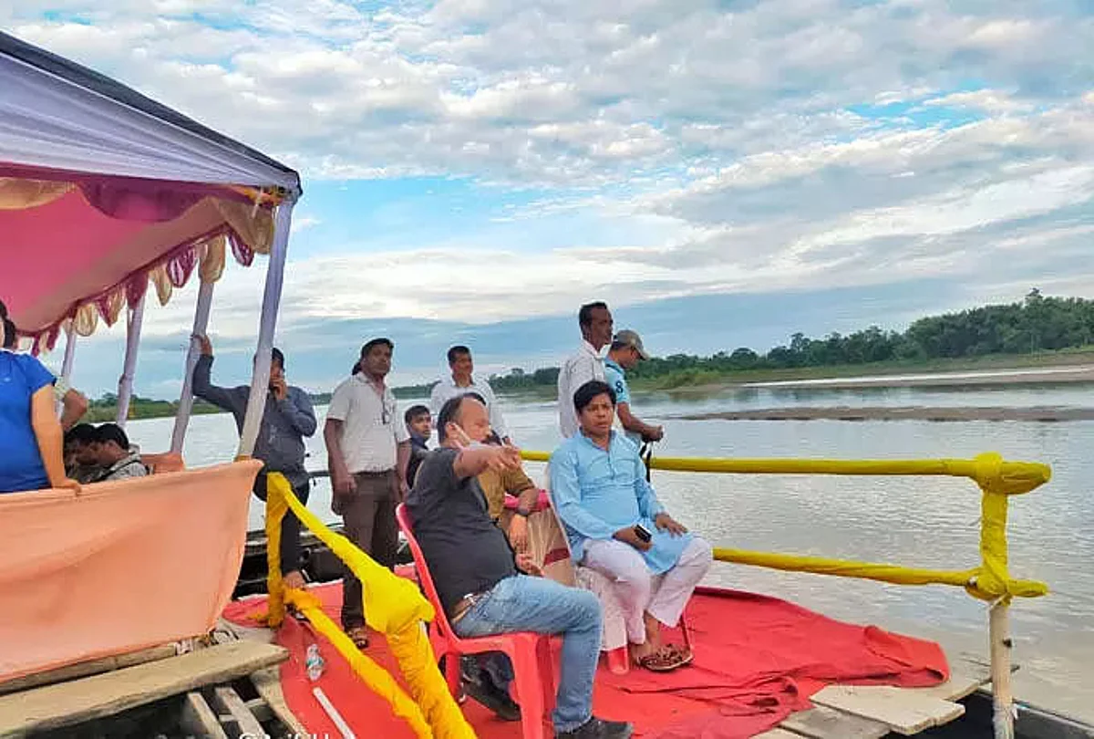 Naharkatiya MLA Taranga Gogoi inspects erosion hit areas Naharkatiya MLA Taranga Gogoi inspects erosion hit areas