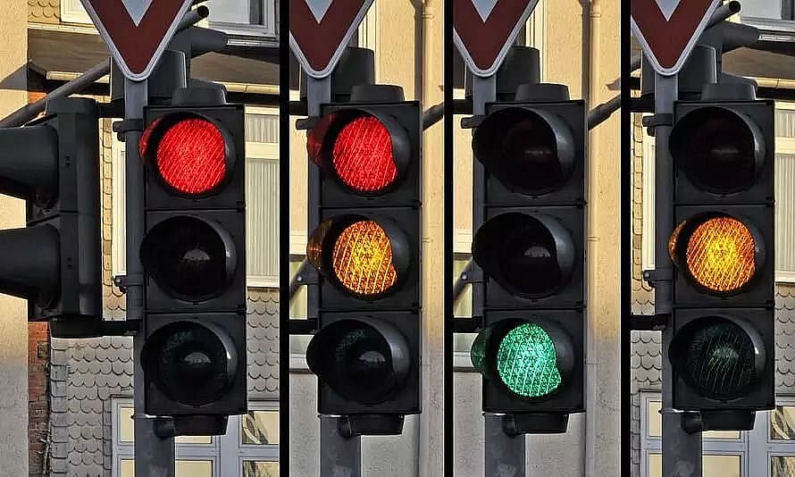 Advanced Traffic Light System to be Installed in 102 Location of Guwahati
