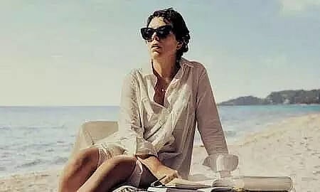 The Lost Daughter Movie Review: Is Leda Alive? Ending Explained