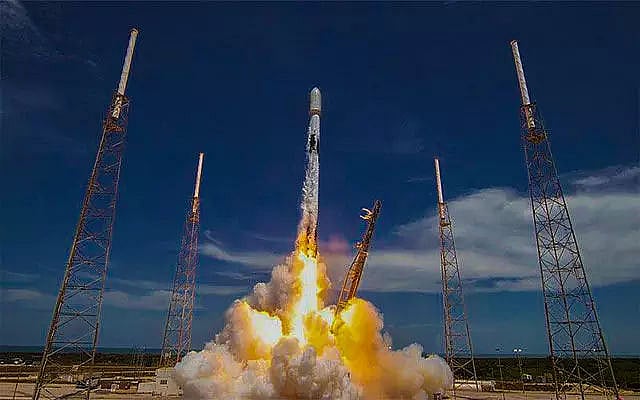 SpaceX now has 1,469 Starlink satellites active: Musk