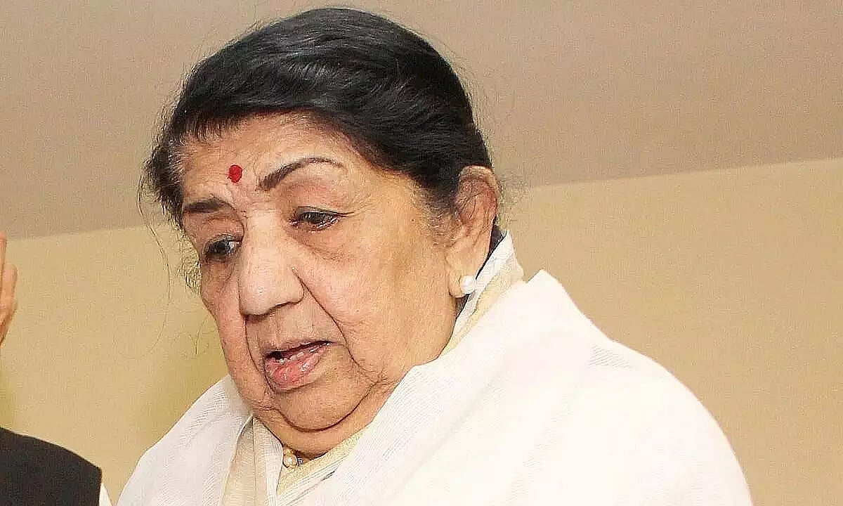 Ever Wondered Why Lata Mangeshkar Never Married? Here's What You Need ...