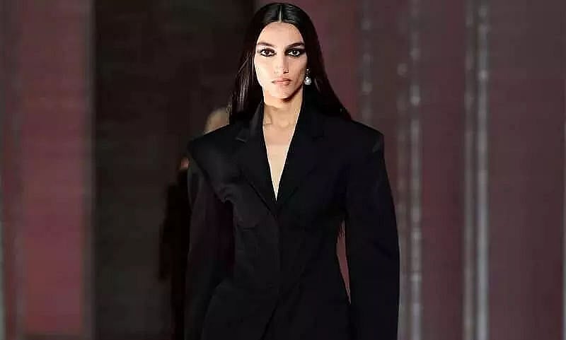Avanti Nagrath Becomes First Indian Model To Open Versace Show At Milan