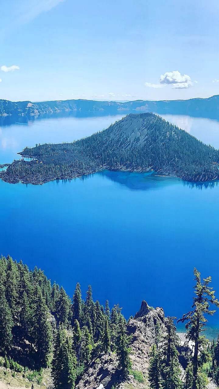 Deepest Clearest Lake In The World