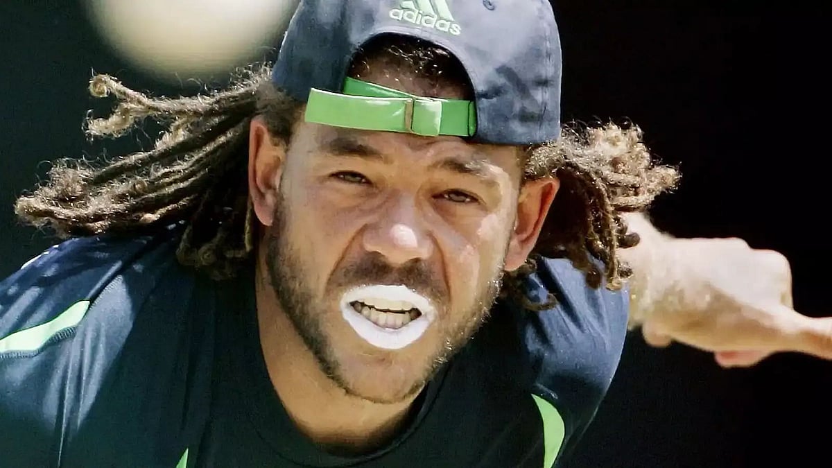 Andrew Symonds dies in car crash