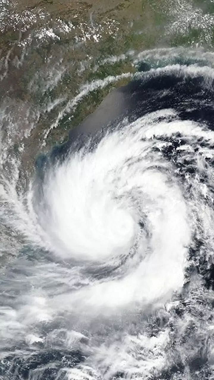 top 10 deadliest and strongest cyclones of india