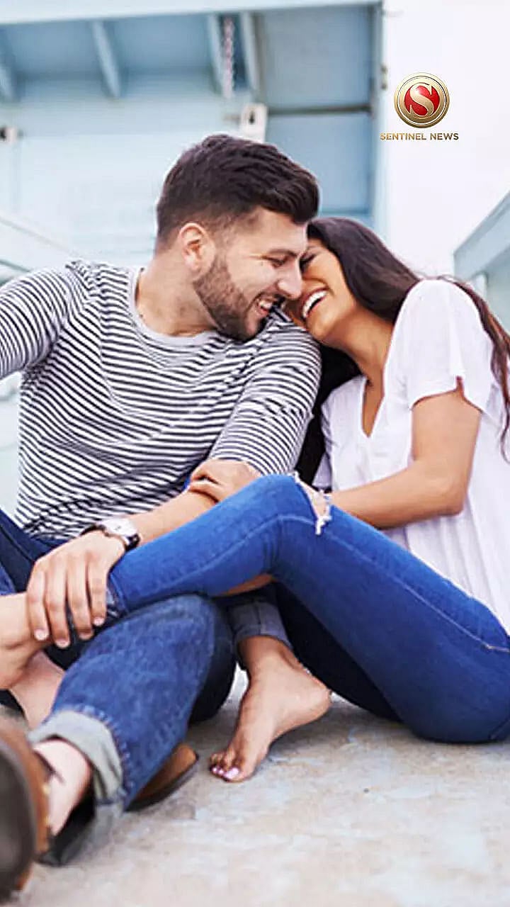 How your zodiac sign behaves when someone tries to flirt with you