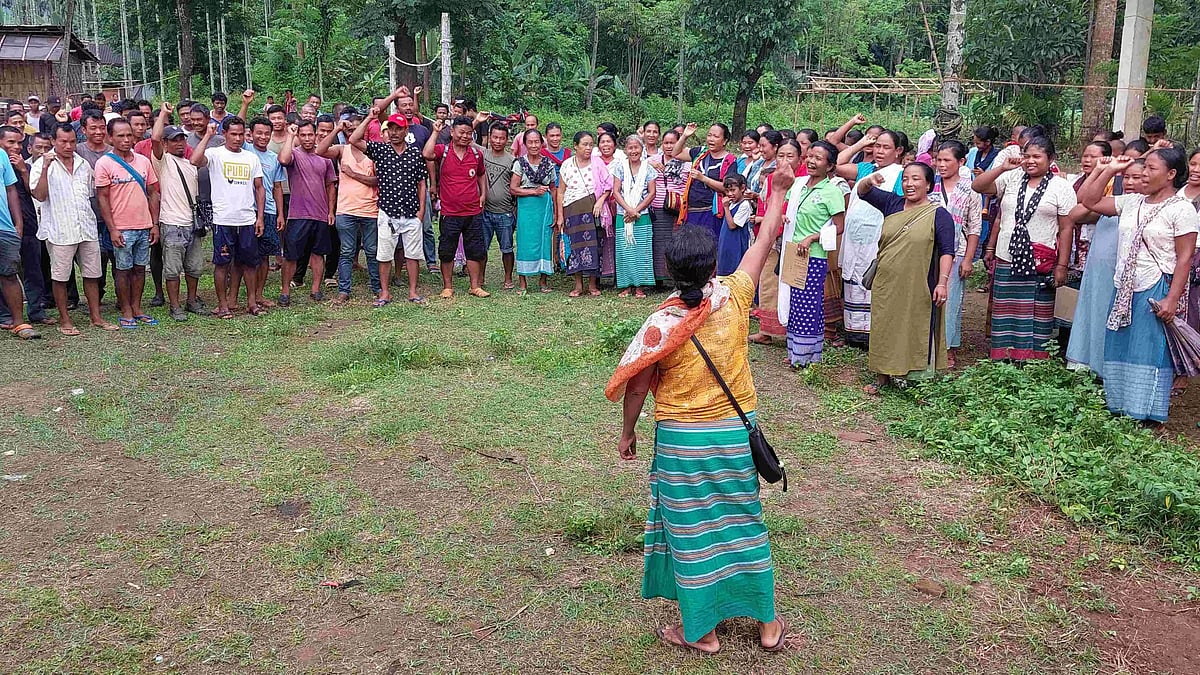 Villagers of Ukium protest against newly-appointed headman